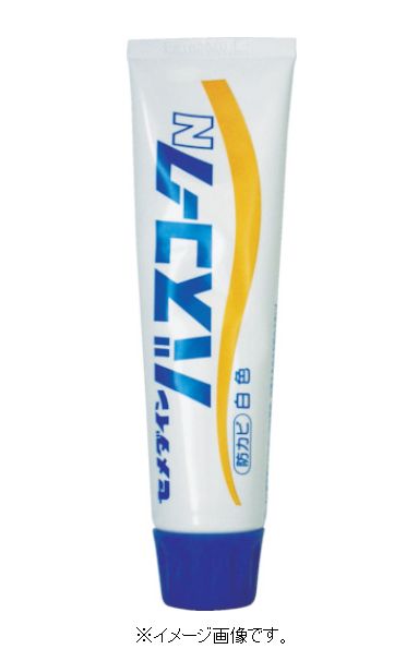 ＜特長＞ ●気になる臭いをカットした浴室用充填材（防カビ剤入り）です。 ＜用途＞ ●浴室内の浴槽と壁、タイルのすき間充填に。 ＜仕様・規格＞ ●使用温度範囲：-40〜120℃ ●チューブ入タイプ ●色：ホワイト ●容量(ml)：100 ＜材...