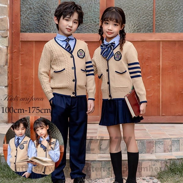 セット内容 ?.*? 子供制服 4点セット： 女の子：ベストorセーター/シャツ/スカート/蝶ネクタイ 男の子：ベストorセーター/シャツ/ズボン/ネクタイ 「記載のないアクセサリー、小物等は付属しません」 素材 ?.*? ニット/ポリエス...