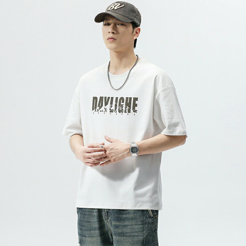 ? 【2025年新作】メンズ半袖Tシャツは、インスタグラムで人気の字母プリントデザインを採用。若者に人気のトレンドスタイルで、18歳から24歳の若者向けに設計されました。? 【高品質素材】主素材にポリエステル（ポリロン）を使用し、 Milk...