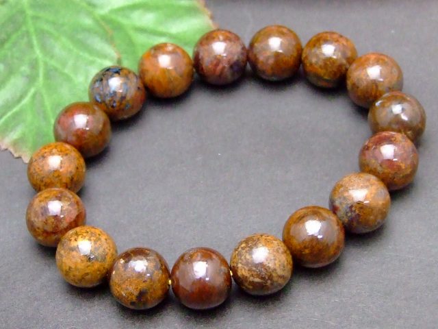 ※画像と同品質のものをお送りします。 オリジナルアクセサリー作りに是非どうぞ〜〜（m−m） ポーチに入れた状態で発送いたしますので、そのままプレゼントとしてご利用頂けます。 素材 天然 サイズ・重さ 約：重さg　玉径12mm・±0.5mm　...