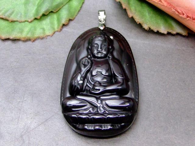 ※画像と同品質のものをお送りします。 オリジナルアクセサリー作りに是非どうぞ〜〜（m−m） 素材 天然 サイズ 約：重さg　径45mm×29mm・±1.0mm　1個売り 　※ 多少の誤差はご了承下さい。