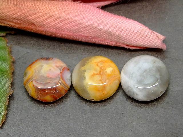 ※画像と同品質のものをお送りします。 オリジナルアクセサリー作りに是非どうぞ〜〜（m−m） ※新品ですが、へこみ・傷など見られる為、わけあり商品として格安にご提供しております。 ご了承の上ご購入くださいませ。 素材 天然 サイズ 約：重さg...