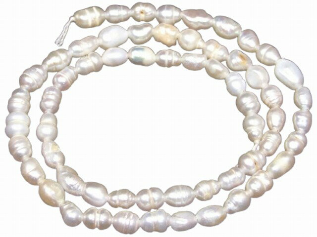 ※画像と同品質のものをお送りします。 オリジナルアクセサリー作りに是非どうぞ〜〜（m−m） 素材 天然 サイズ 約：重さg　玉径4mm〜6mm・±1.0mm　1連36cm前後 　※ 多少の誤差はご了承下さい。