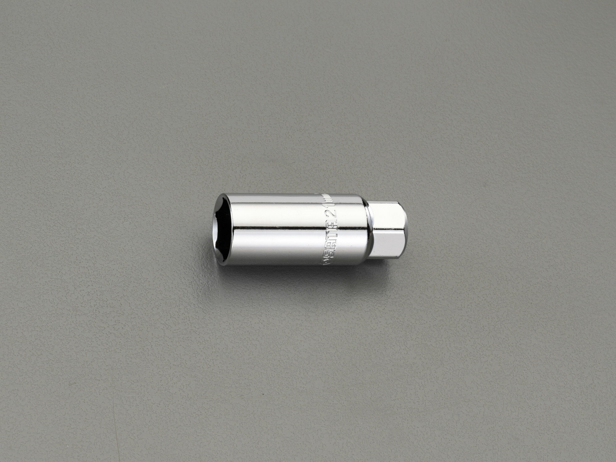 ●差込角…3/8”●サイズ…5/8”●全長…64mm●外径…22mm●材質…クロムバナジウム鋼000012251875楽天 HD店　