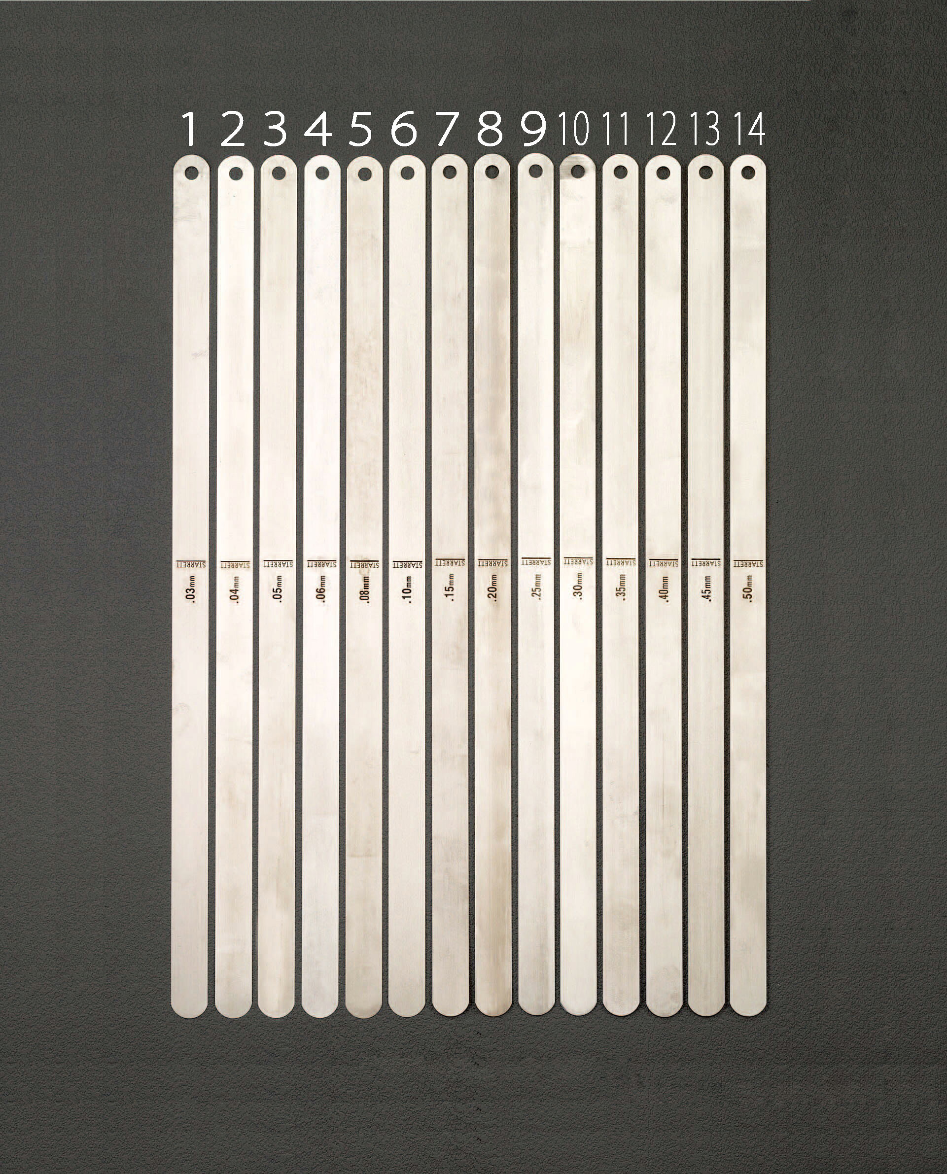 ●リーフサイズ…300×12.7mm●サイズ(mm)…0.05●公差…±0.004mm1枚ごとに150mm間隔で厚みが印字000012200044楽天 HD店　