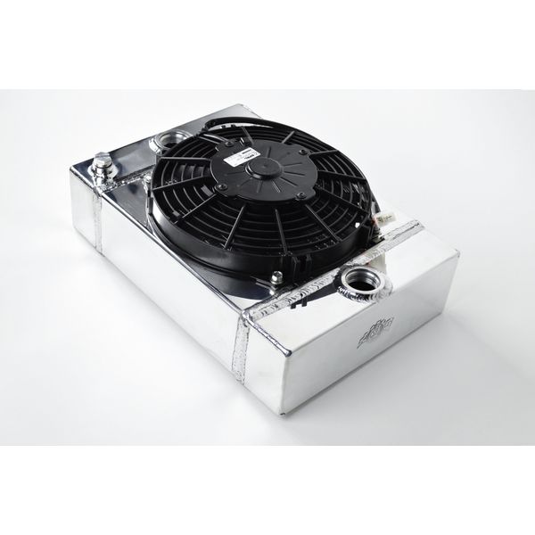 CSF Universal Drag Race / Tuck Radiator w/9in Spal Fan - 10.5in H x 10in L x 3.6in Wメーカー：CSFメーカー品番：7065・掲載画像は、カタログより抜粋した...