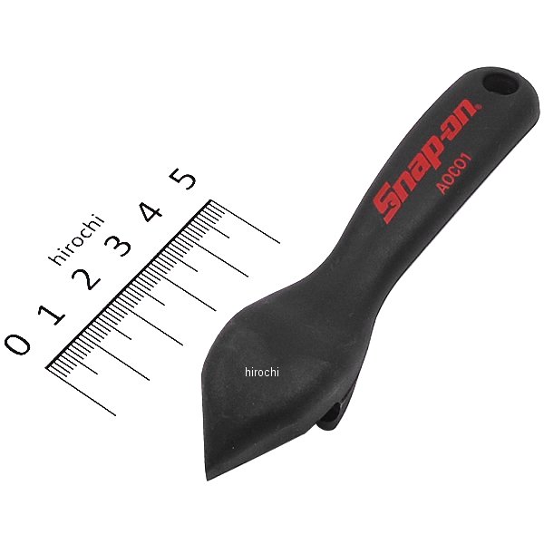 FODオイル缶オープナーです。サイズ:全長115(mm)1クォート缶用航空宇宙産業では常識のFOD(異物混入による損傷)基準をクリアして開発されたので、例えば先端が欠けて新品オイル内に混入すると言ったことが無い強化樹脂製です。ポケットサイズ...