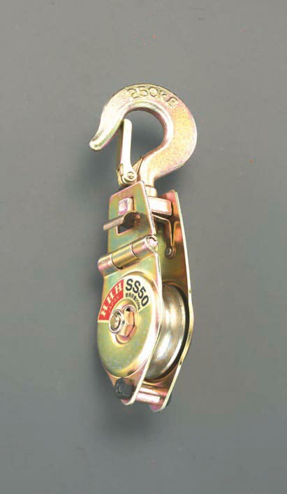 ●材質:スチール●車径:75mm●使用荷重:350kg●使用ロープ径:-10mm●全長:240mm●重量:1.25kg軸受はオイルレスメタル(ベアリング無し)000012083644楽天 HD店　