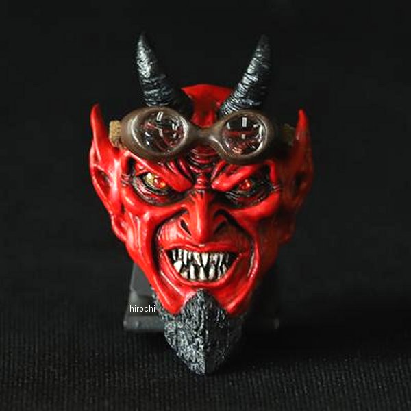 GOODS グッズ SATANIC RIDERS ナンバーボルト Red Devilカラー：Red Devil素材:本体/レジン、ボルト/スチールサイズ：幅 37mm、高さ 57mm、奥行 24mm(ボルト含まず)、ボルト M6-20mm本...