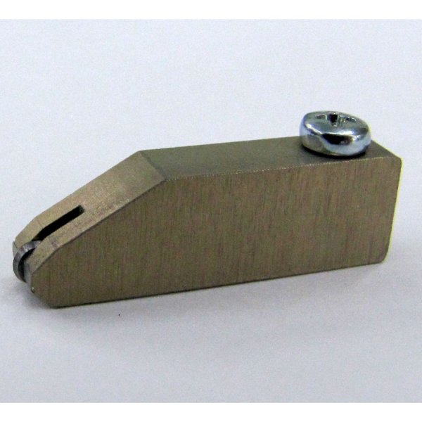 サイズ：26X18X5(t)mm(突起部分を除く)刃径：約4.5mm重量：2gケースサイズ：29X27X11mm総重量：4gEA845AG、旧品番EA845A用替刃プラスチックケース入り000012064371 HD　