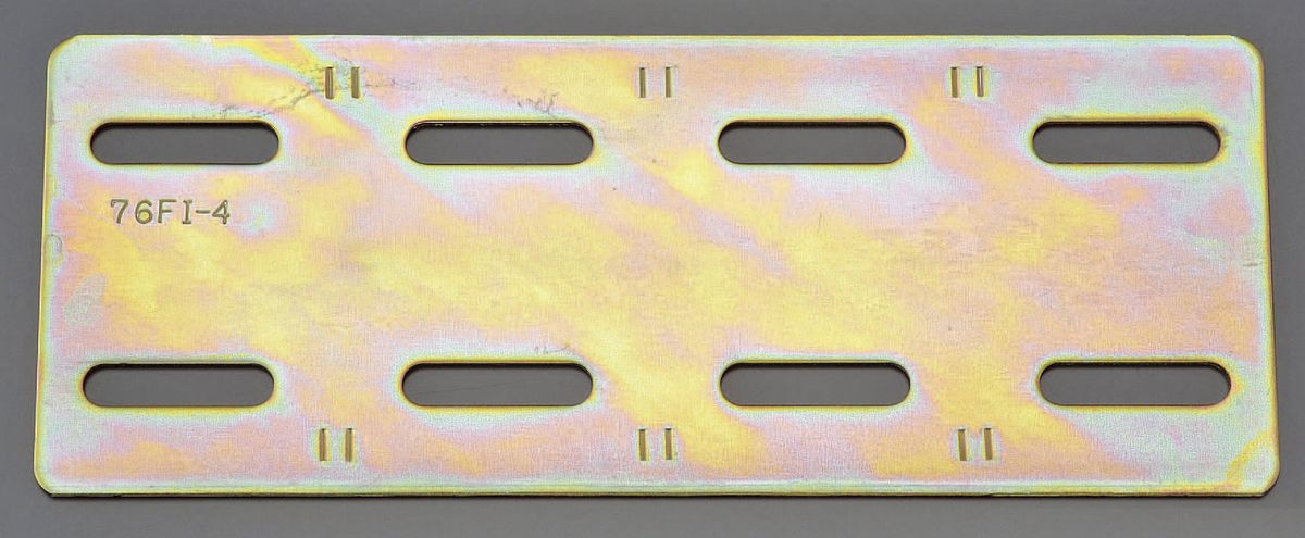 材質：スチール(クロメートメッキ)幅：76mm厚み：2mm穴サイズ：7X29.5mm全長：450mm穴数：18重量：約464g(1個あたり)入数：1個000012221774 HD