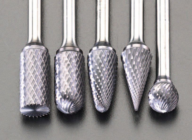 ●(セット内容)5本組セット刃径×刃長…12×25mm・12×25mm・12×10.8mm・12×25mm・12×22mm×各1本、プラスチックケース入り●材質…タングステンカーバイト、TiAINコーティング●適合材質…一般鋼、ニッケル、銅...