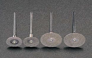 ●(セット内容)…4本組セットサイズ：φ20mm×両面幅5mm(ダイヤ付)φ26mm×両面幅8mm(ダイヤ付)各2本入り●用途…タイル、ガラス、アルミなどの切断に使用できます。●カッター径…20mm×約0.6mm（厚)26mm×約0.7mm...