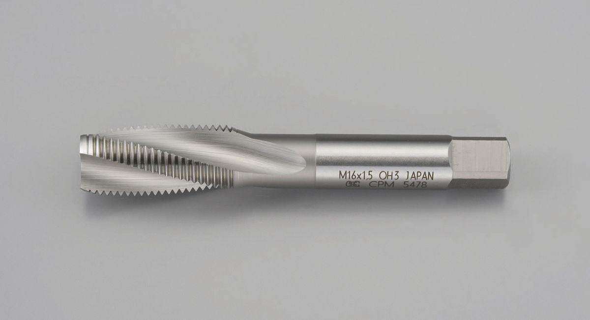 ●材質…粉末ハイス(CPM)●溝数…3 ●食付…3P●呼び…M8×1.25●全長…70mm●被削材…高炭素鋼、工具鋼、合金鋼、ダクタイル鋳鉄、チタン合金、Ni基合金被削材が高炭素鋼、工具鋼、合金鋼の鍛造、または、調質材の20〜35HRC程度...