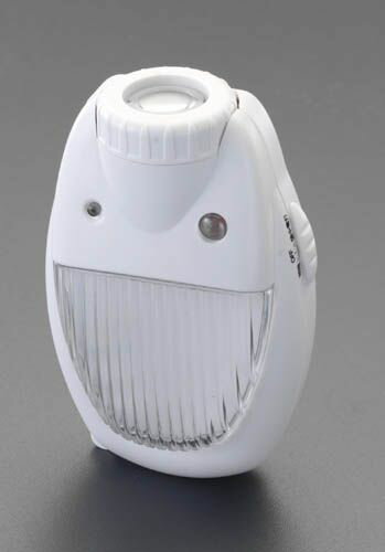 ●電源:AC100V●検知方法:明暗センサー●充電時間:15時間●連続使用:保安灯:4時間、懐中電灯:6時間●光源:高輝度白色LED+高輝度LED(アンバー)●サイズ:約70(W)×36(D)×110(H)mm●重量:約110g屋内専用、コ...