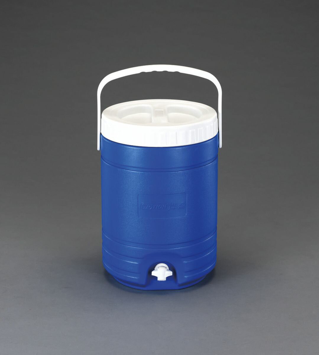 ・材質:本体・フタ:ポリエチレン密封材:PS/PP、断熱剤:PU・容量:23L・サイズ:φ333×549mm・重量:3.1kg室外作業の飲料水や手洗い水用に最適全開フタの為、飲み物を入れやすい。水栓は指圧ゴムスイッチ式で、液体を出しやすく、...