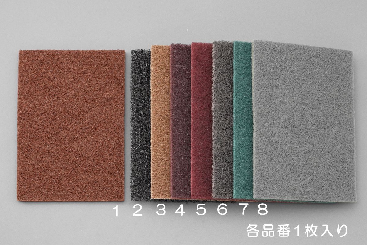 カラー：茶粒度：#180砥粒：酸化アルミニウムサイズ：150X230mm重量：67g用途：ヘアライン仕上げ、酸化被膜剥離入数：1枚研磨力があり、酸化被膜や塗装面を剥離するのに適しています。また、ステンレスのヘアライン仕上げなどにも適していま...