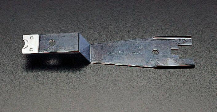 用途：車のウィンドウの開閉ハンドルを外す道具です。全長：260mm材質：スチール000012058077楽天 HD店　