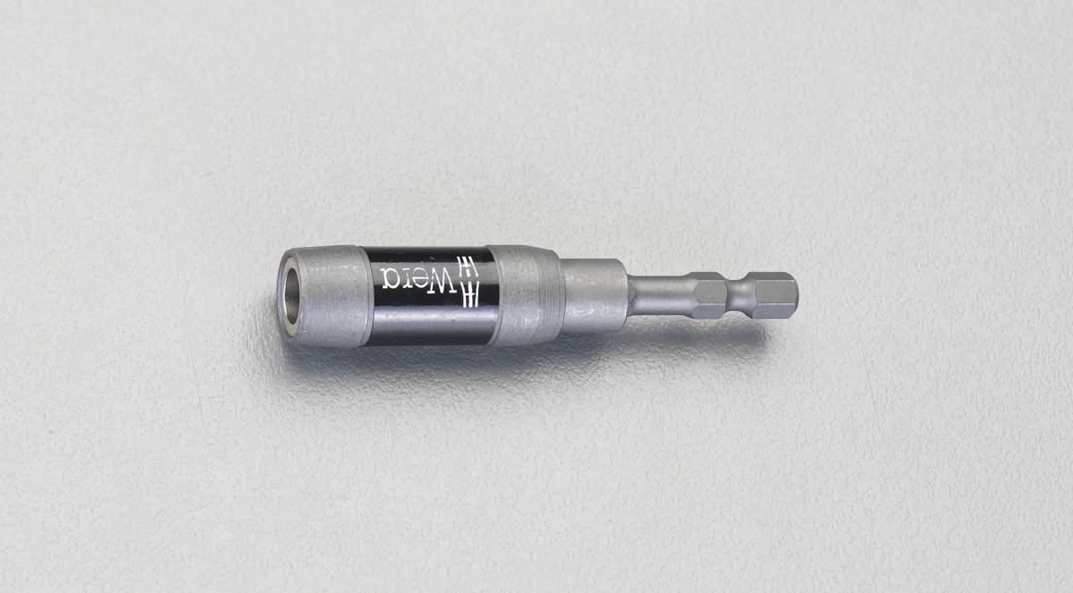 ●六角シャンク…1/4”●六角穴深さ…13mm●全長…75mm（スライド時：最大89mm)●ホルダー幅…φ15mm●重量…55gIMPAKTORシリーズ軸部に設けられた2箇所のねじれ部分が衝撃を吸収、過負荷を防ぎ耐久性を高めます。ホルダー先...