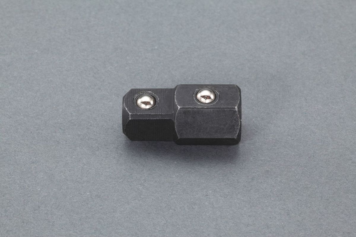 ●ギアレンチ側…10mm●ソケット側…1/4"sqギアレンチ類に差し込むことで、、ラチェットハンドルの様に使用する事が出来ます。対面サイズが異なるタイプのギアレンチには使用できません。000012255994楽天 HD店　