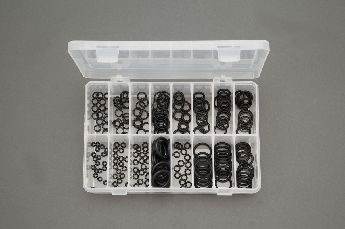 ●(セット内容):内径×線径（入数）:1/4"×3/8"（15）5/16"×7/16"（15）3/8"×1/2"（10）1/2"×5/8"（10）3/8"×9/16"（10）7/16"×5/8"（10）1/2"×11/16"（10）9/16...