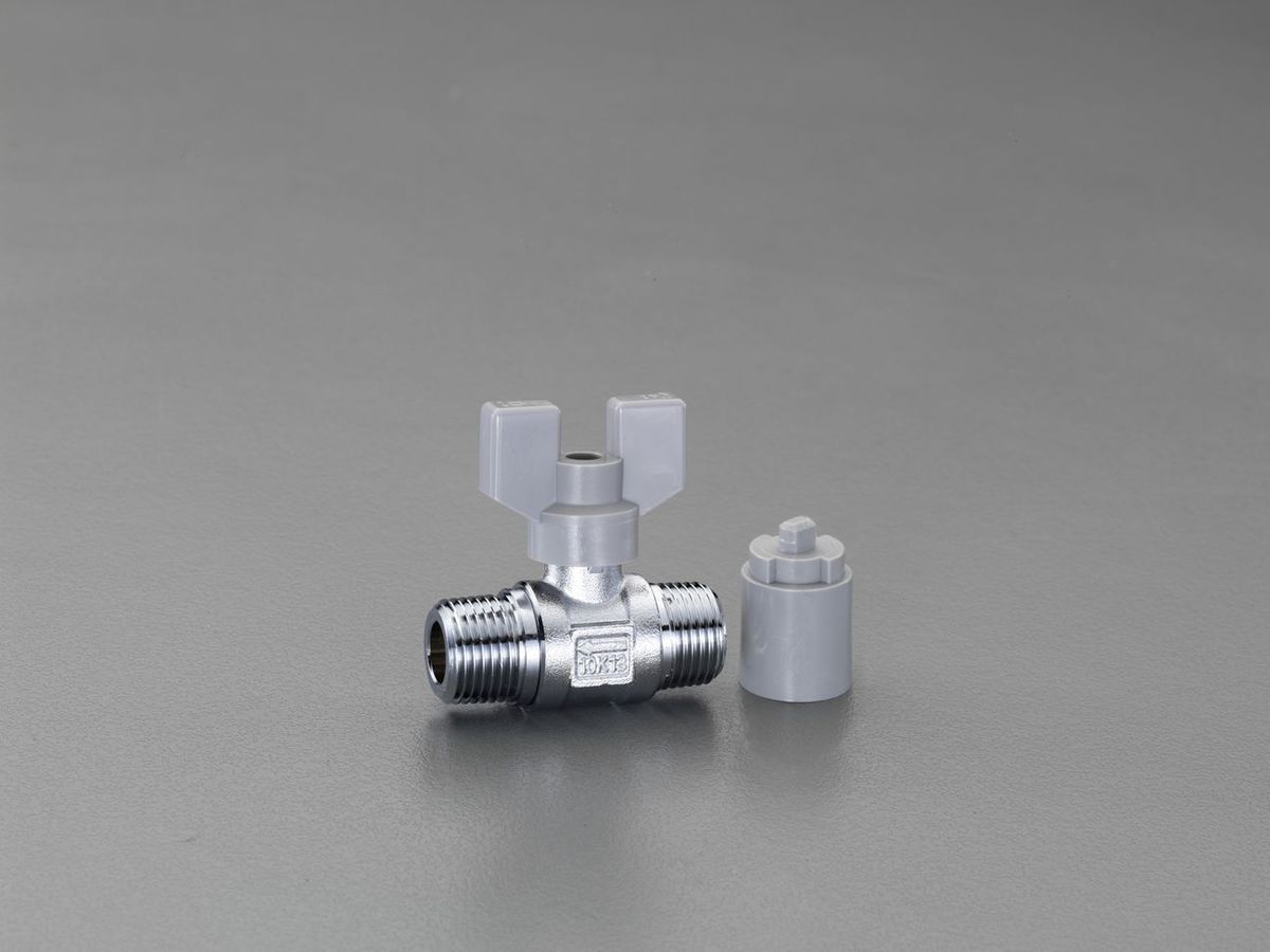 ●材質:黄銅●呼径:20●ねじサイズ:R3/4"×R3/4"●最高使用圧力:0.98MPa●使用温度:80°C●使用流体:上水道●サイズ:65×50.5mm●重量:229.5g首長ハンドル兼用タイプ（アタッチメント付）ワンタッチ着脱式ハンド...