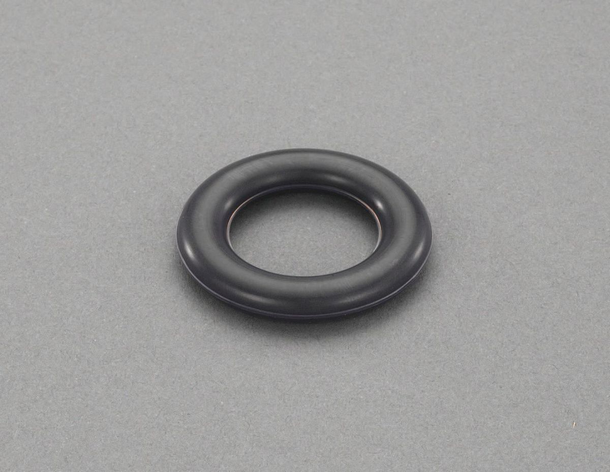 ●呼び径:50（2"）●材質:フッ素樹脂（PFA）●使用温度:-20°C-+180°CEA462BA-4-BV-30用Oリング形状のフッ素ゴムをPFAで全面被覆したガスケットです。スチームのラインでの使用に優れています。ほとんどの化学薬品、...