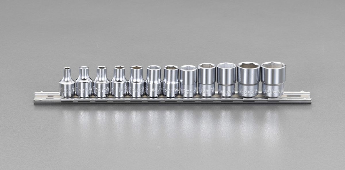 ●差込角…1/4”●対辺（インチ）…1/8”・5/32”・3/16”・7/32”・1/4”・9/32”・5/16”・11/32”・3/8”・7/16”・1/2”・9/16”（12個セット）●ポイント…6ポイント●全長…22〜23.5mm●外...