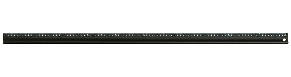 材質：アルミサイズ：40(W)X18.5(D)全長：1000mm真直度：1.00mm以下重量：320g特長：カッターから手を守る、高さ18.5ミリのガード付定規。強度に優れた中空リブ構造を採用。底面にすべり止めゴムを埋め込み安定した使用感。...