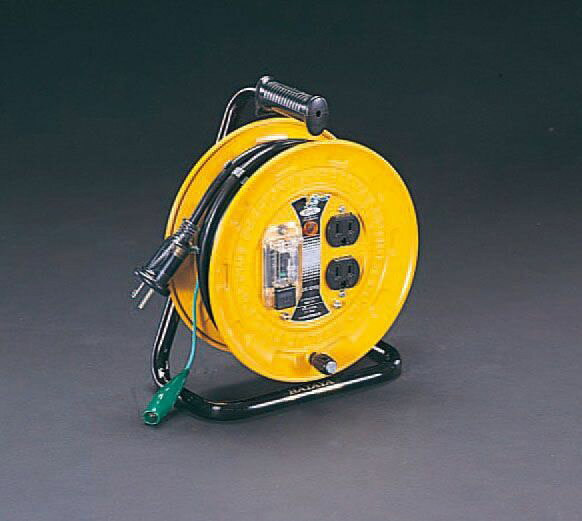 ●許容電流…15A（※ケーブルの能力値）●コンセント定格…2P・15A・125V接地付●コンセント数…2個●コード長…10m●電線仕様…VCTF2.0mm2×3心●漏電感度電流…15mA●サイズ…224×167×288mm●重量…2.8kg...