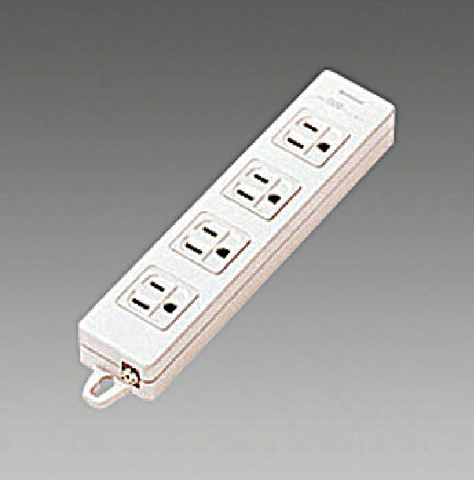 ●定格容量:15A・125V●コンセント数:2P×4個(接地型)●サイズ:44×201×26mm●重量:220gマグネット付(取り外し可能)コードは付属していません。　 (対応コード:VCTF3心2mm2/VCT3心1.25mm2-2mm2...