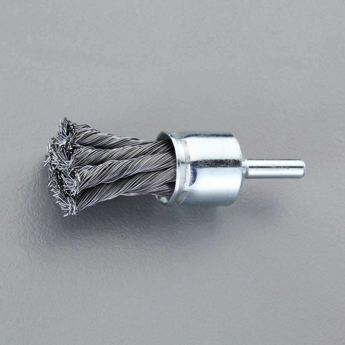●材質…鉄●最大回転数…20000rpm●外径…25mm●軸径…6mm●ブラシ厚…30mm●線径…0.3mm●重量…110g000012252501 HD　