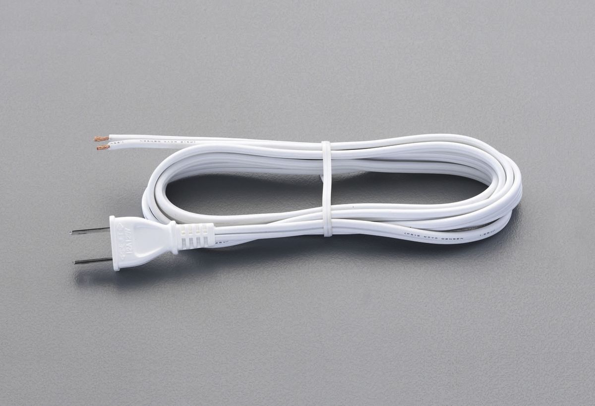 ●定格容量:12A 125V(1.25mm2×2心)●長さ:3m平形プラグ付000012216773 HD　