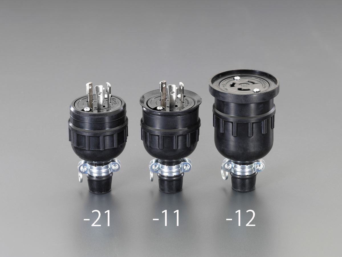 ●定格容量:30A・250V●適用電線:5.5mm2・8mm2●サイズ:φ66.5×103.5mm接地2P3M端子RoHS対応品引掛防止プラグ000012265070 HD　