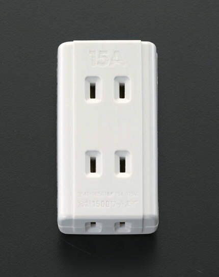 ●定格:15A 125V●コンセント:3個●サイズ:82×44×22(H)mmプラグは付いていませんRoHS対応品000012070128 HD　