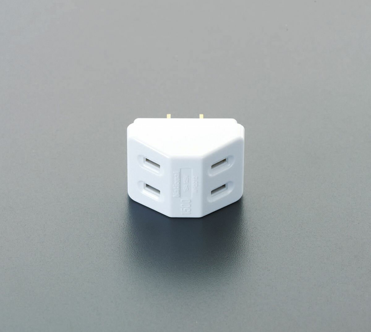 ●定格:15A・125V(1500W)●コンセント:2個●サイズ:30×45×25mm000012216838 HD　