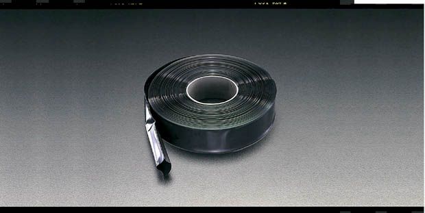 ●フラット時幅:20mm●収縮前内径:13.0mm●熱収縮範囲:20-11mm●熱収縮範囲内径:13-7mm●熱収縮率:50％●色:黒●材質:収縮性PVC●厚み:0.08mm●耐熱温度:80℃●耐電圧:650V100m巻0000120418...
