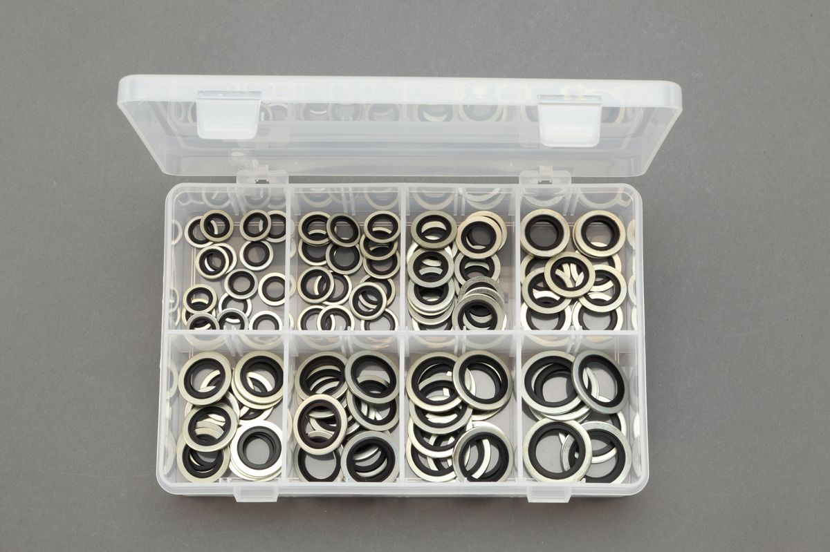 ●(セット内容):8点●材質:ニトリルゴム+鉄●ケースサイズ:約218(W)×142(D)×50(H)mm●総重量:約500gサイズ、外径×内径×厚み(入数):10mm、16×10.7×1.5mm(15)12mm、18×12.7×1.5mm...