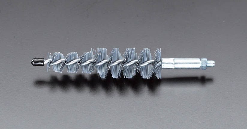 ●ブラシ材質…樹脂●接続ねじ…1/4”-28●適応パイプ内径…19.1mm(3/4”)EA115GA-1〜-26のシャフトに取り付けて使用して下さい。ストレートスチールパイプ用研磨、クリーニング用#180シリコンカーバイト付必ず水と併用して...