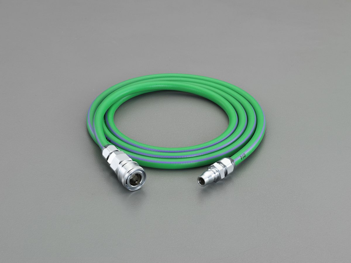 ●最高使用圧力:1.5MPa●内径×外径:8.5×12.5mm●全長:5m●使用温度範囲:-5-60°C●最小曲半径:40mm●材質:特殊エラストマー●用途:塗装、吹き付けエアー工場内エアーツール用カプラー付ホースの滑り性が大幅に向上し、移...