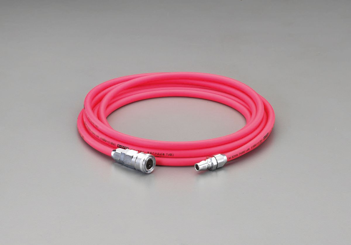 ●使用流体:空気●材質:PVC●内径×外径:8.5×12.5mm●全長:5m●重量:575g●常用圧力:1.5MPa●破裂圧力:6MPa●許容曲げ半径:150mm●使用温度範囲:-20-60°C●カラー:レッドエアー用柔軟・滑り・軽量で操作...
