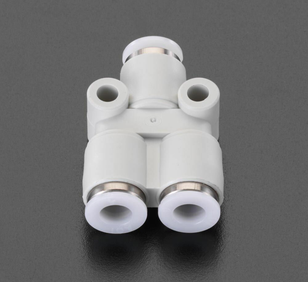 ●材質:真鍮、樹脂(PBT)●使用流体:空気●使用圧力:0-1MPa(0-10kgf//cm2)●使用温度:-15-60°C●1口側チューブ径:6mm●2口側チューブ径:4mm000012002394 HD　