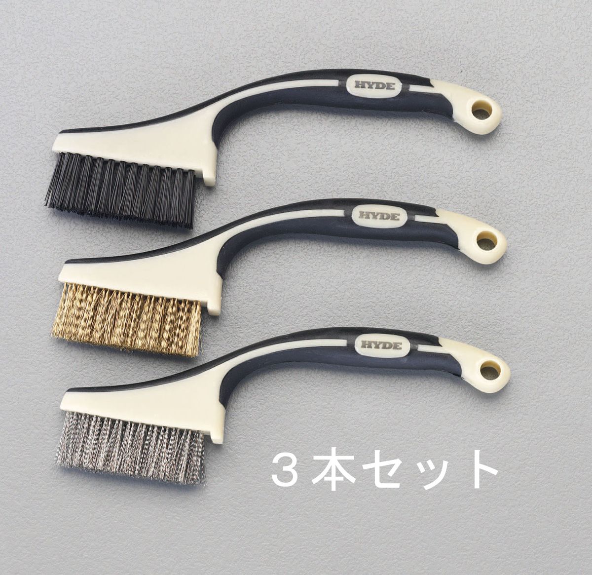 【セット内容】3本組用途：汚れや塗料剥がし、洗浄、金属磨き等に行数：3行全長：165mmブラシサイズ：52X10mm柄材質：ポリプロピレン毛丈：19.1mmブラシ（ナイロン）ブラシ（真鍮）ブラシ（ステンレス）000012223577 HD　