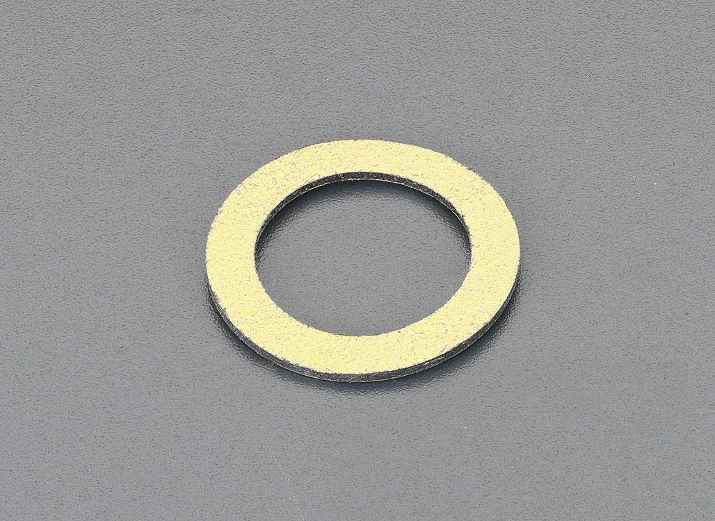 ●材質:ニトリルゴム（NBR）●ねじサイズ:1・1/2"●サイズ（内径×外径×厚み）:38×48×2mmメスねじ用EA141BP-14、BR-14用ケブラーとグラファイトからなるガスケット材料で、高温下での信頼性が高く、長期安定性があるパッ...