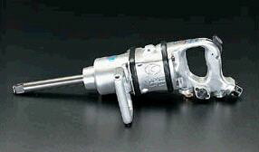 ●差込角:3/4"●全長:517mm●無負荷回転数:3，800rpm●エアー消費量:600L/min●使用トルク範囲:250-870N・m●能力(ボルト径):20mm●使用コンプレッサー:5.6kw●吸入口:Rc(PT)3/8"●重量:6....