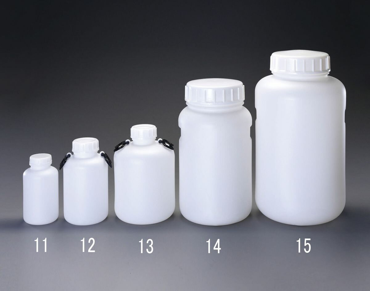 ●材質:ポリエチレン●容量:10L●フタ内径:99mm●胴径:218mm●高さ:390mmフタは、ねじ式、中ブタ付持ち運びに便利な取手付高品質のポリエチレン容器で、肉厚のネジキャップで優れた密閉性も実現しました。000012262580 HD　