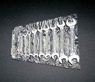 ●(セット内容)…1/4”×5/16”・ 3/8”×7/16”・1/2”×9/16”・9/16”×5/8”・19/32”×11/16”・5/8”×3/4”・11/16”×13/16”・3/4”×7/8”・25/32”×13/16”・7/8”...