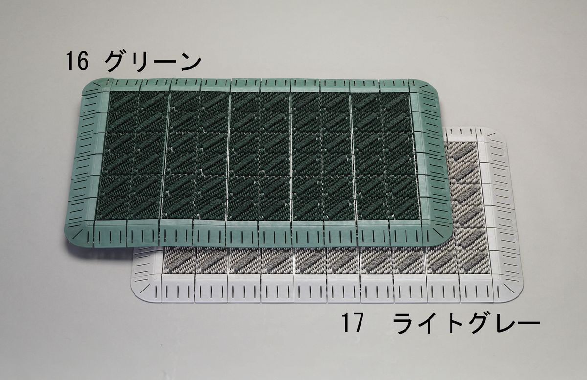 ●カラー:グリーン●材質:ベース部:特殊ポリエチレン、ブラシ部:ナイロン●サイズ:600×900mm●厚さ:26mm●重量:約4.2kg耐久性に優れ、摩擦にも強いナイロンブラシで靴底についた土砂や泥を落とします。通常のブラシマットはブラシ部...