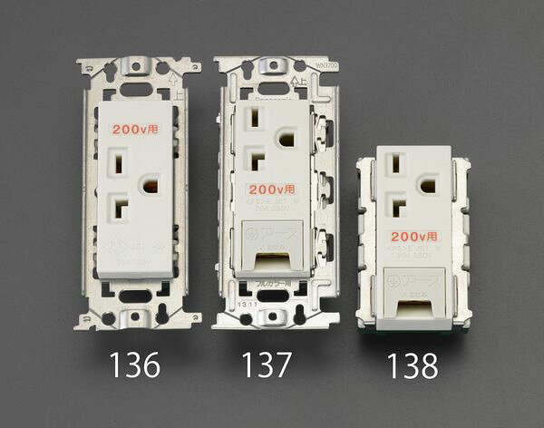 定格容量：20A・250Vサイズ：44×68.7×30(D)mm15A・20A兼用送り端子なし接地付1個(アースターミナル付)(ワンタッチプレート・取付枠用)EA940CE-138楽天 HD店　