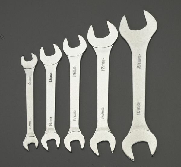 〈セット内容〉：5本組材質：カーボンスチールサイズ(mm)：8×9・10×1211×13・14×1719×21厚み：3mm全長：113〜175mmEA615AD-10楽天 HD店　